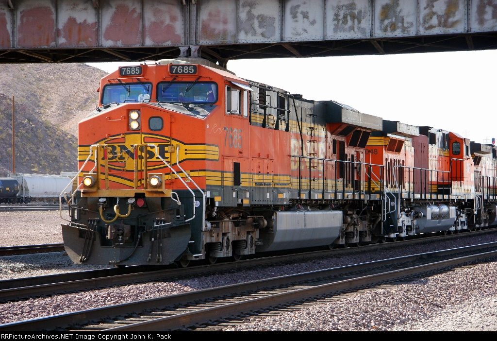 BNSF 7685